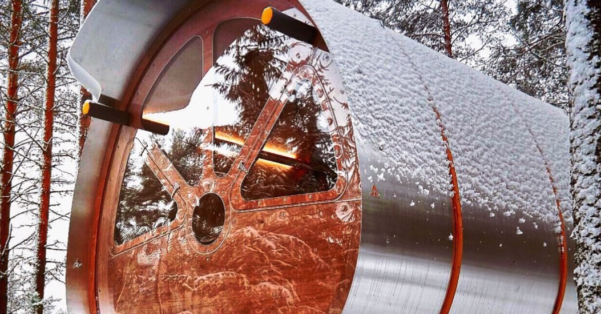 A cylindrical cabin with aerospace design - Blog | Blue Brown